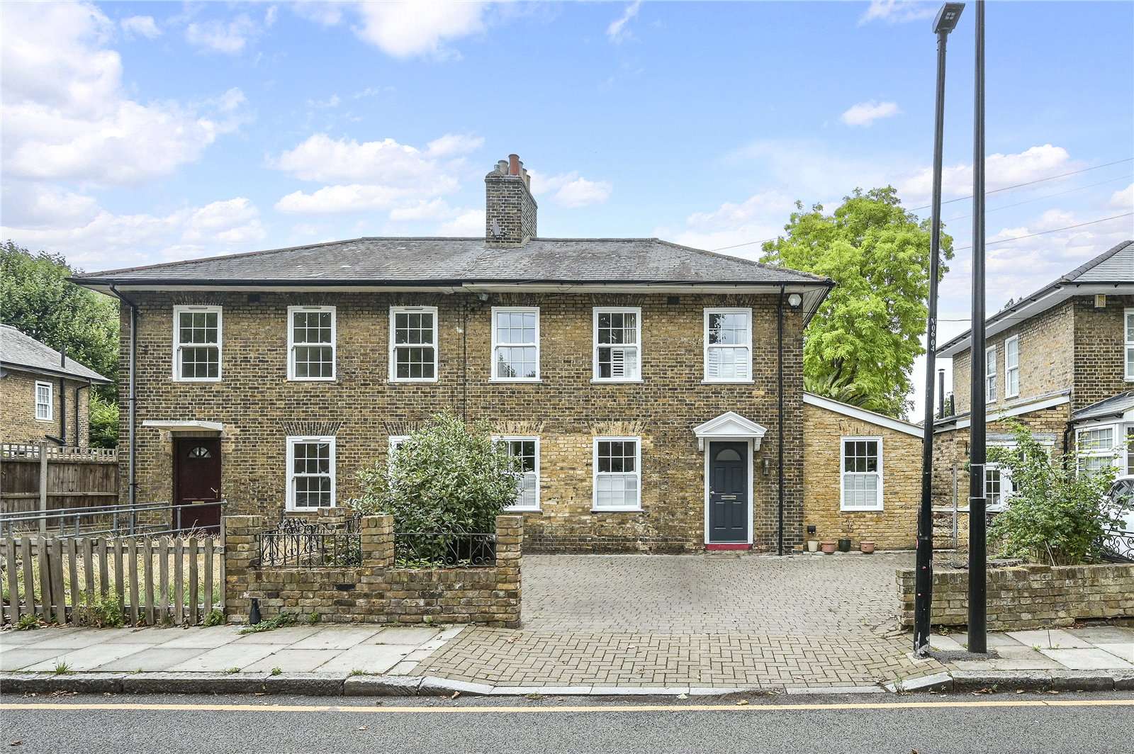 Macquarie Way, London, E14 3AU | Property to rent | Savills