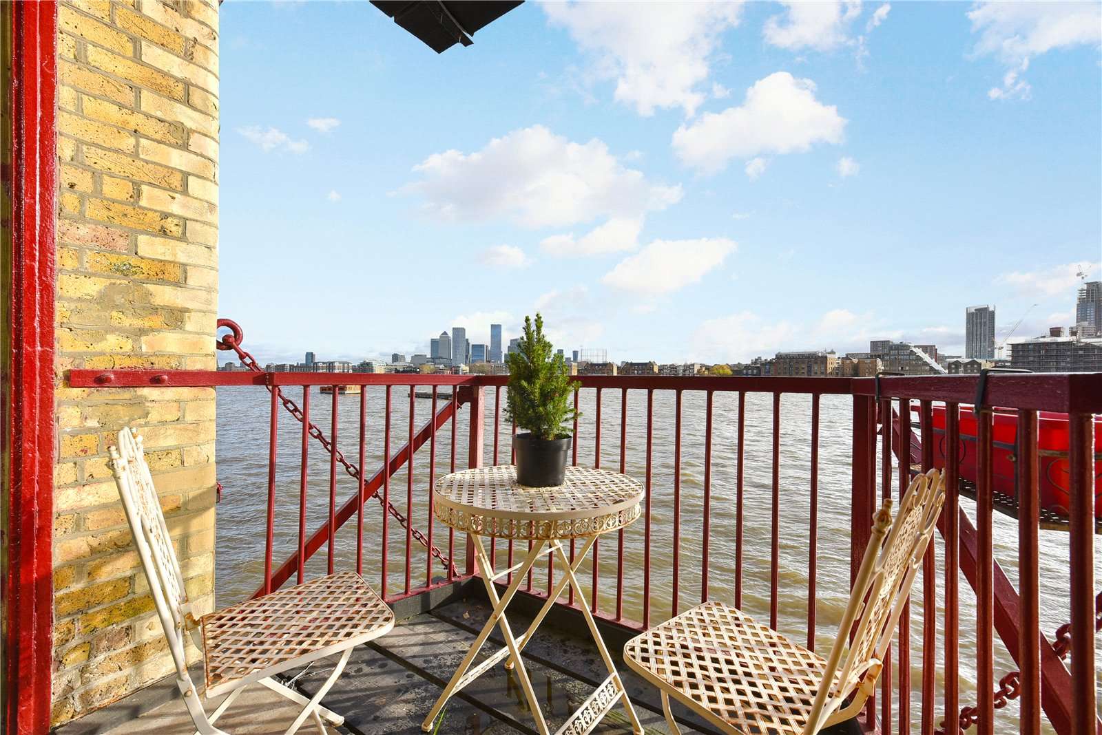 Wapping High Street, London, E1W 2NH | Property to rent | Savills
