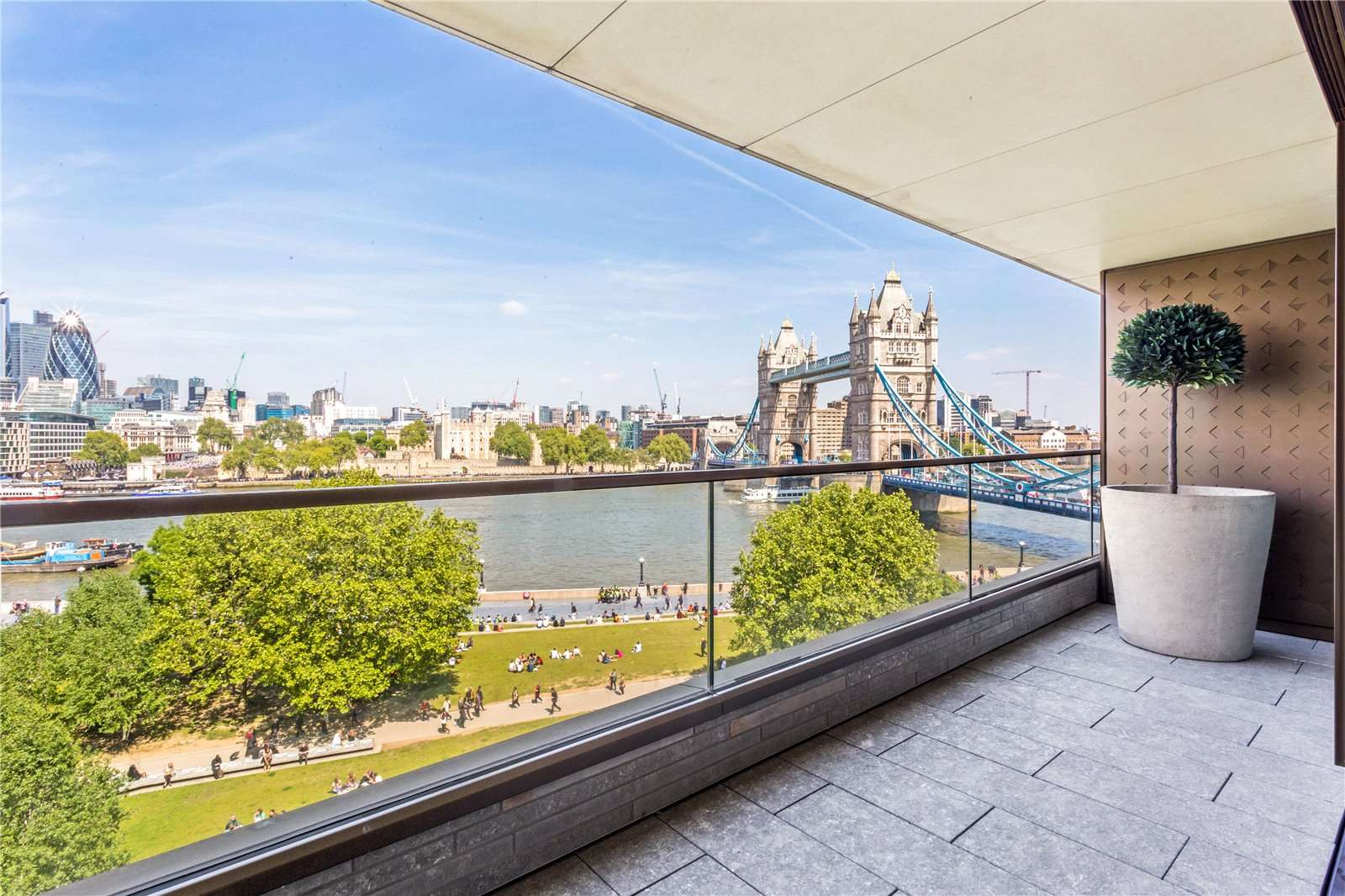Property for sale in Tower Bridge, London, England | Savills