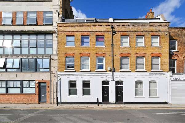 Property for sale in Monument Underground, London | Savills