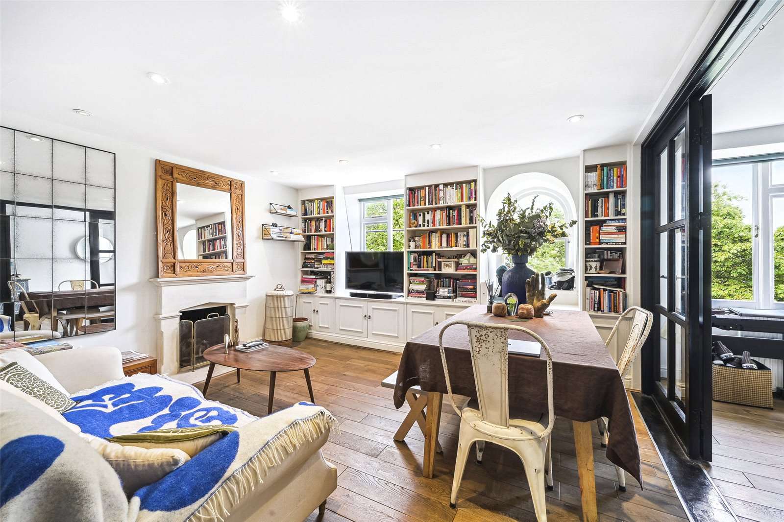 Redcliffe Square, London, SW10 9JX | Property to rent | Savills