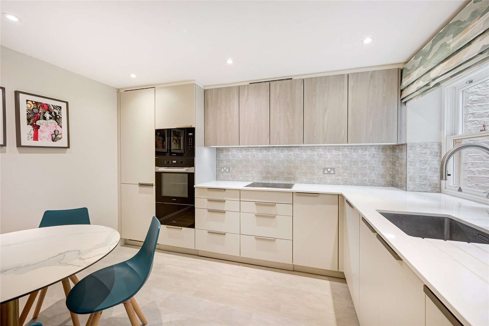 Redcliffe Square, London, SW10 9JX | Property to rent | Savills