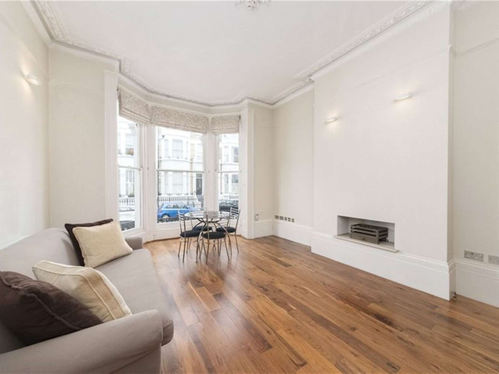 Coleherne Road, Earl's Court, Kensington and Chelsea, London, SW10 9BW ...