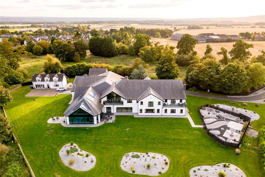Brackenber House, Airth, Falkirk, Stirlingshire, FK2 8JG | Property for ...