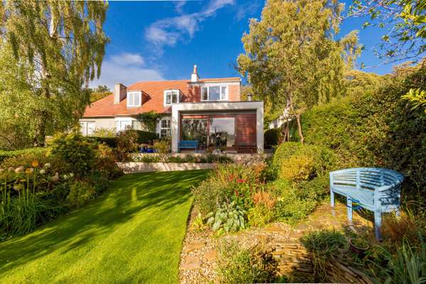 Houses for sale in Edinburgh, City of Edinburgh | Savills