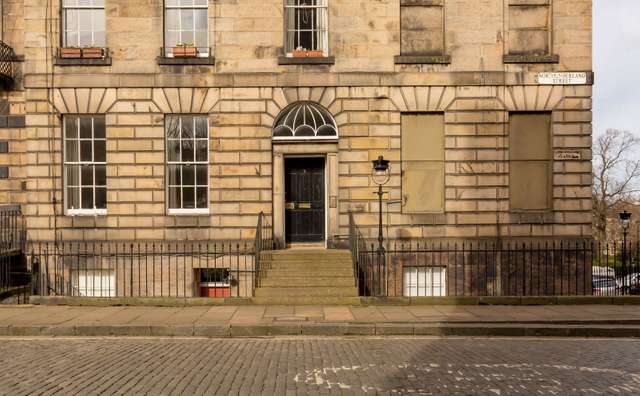 Savills | Flats for sale in Edinburgh, City of Edinburgh