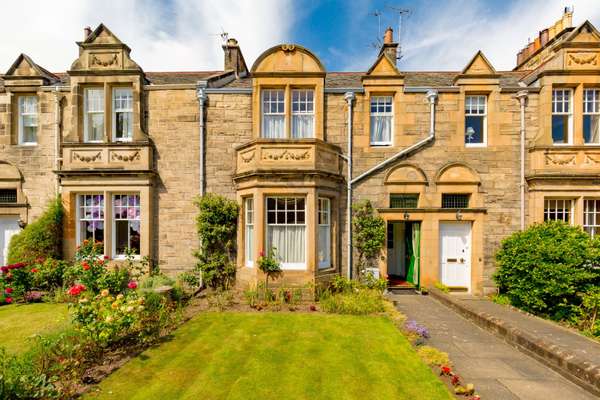 Houses for sale in Edinburgh, City of Edinburgh | Savills