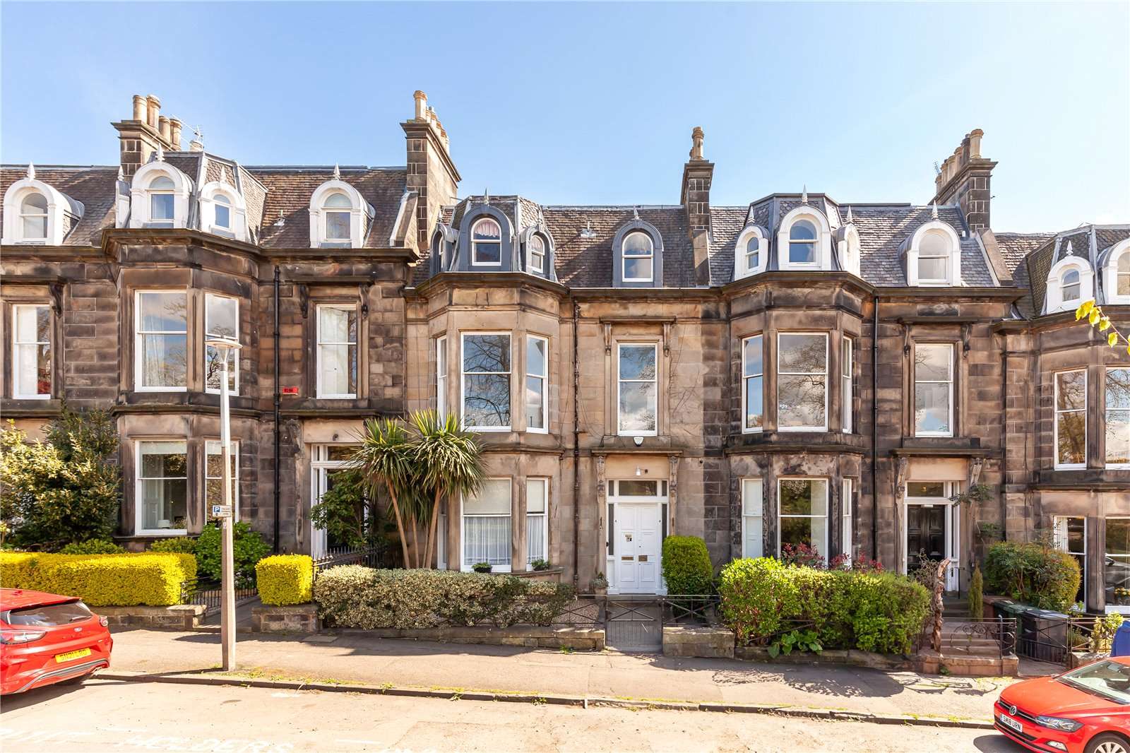 Houses for sale in Edinburgh, City of Edinburgh | Savills
