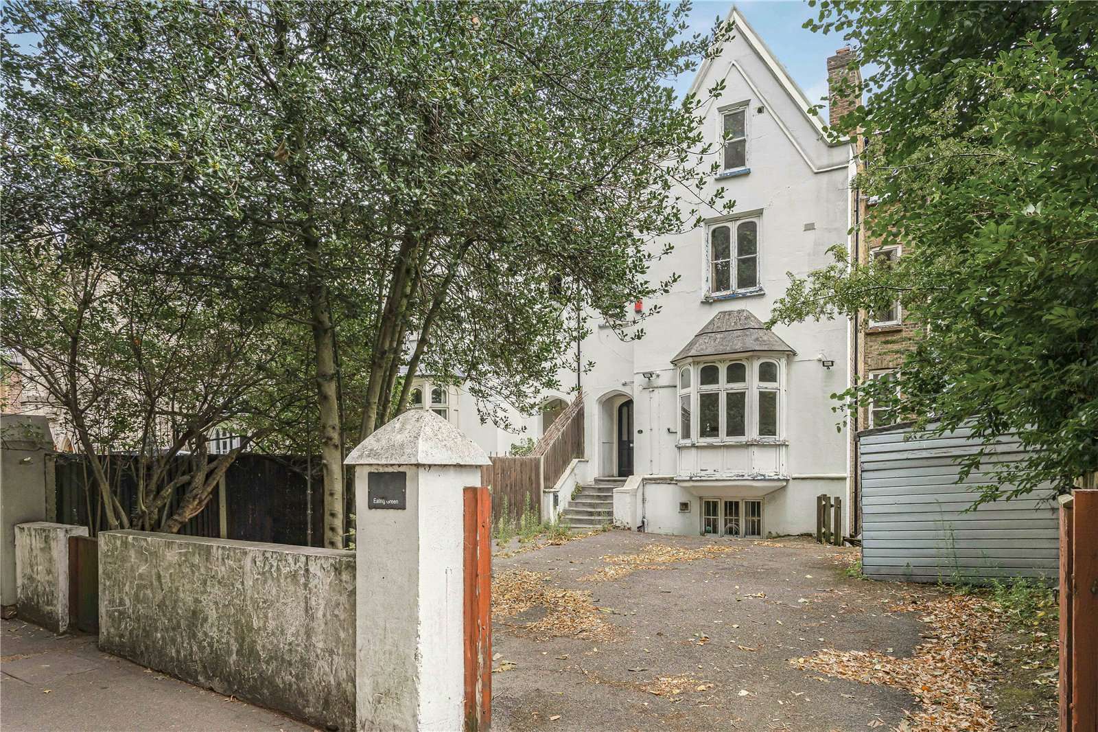 Ealing Green, London, W5 5QT | Biens à vendre | Savills