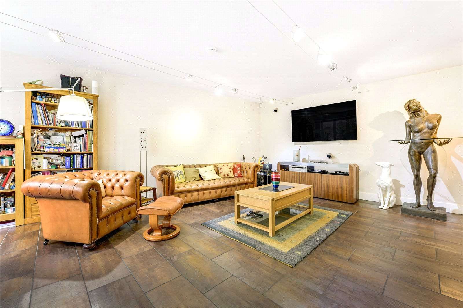 East Block, Forum Magnum Square, London, SE1 7GN | Property to rent ...