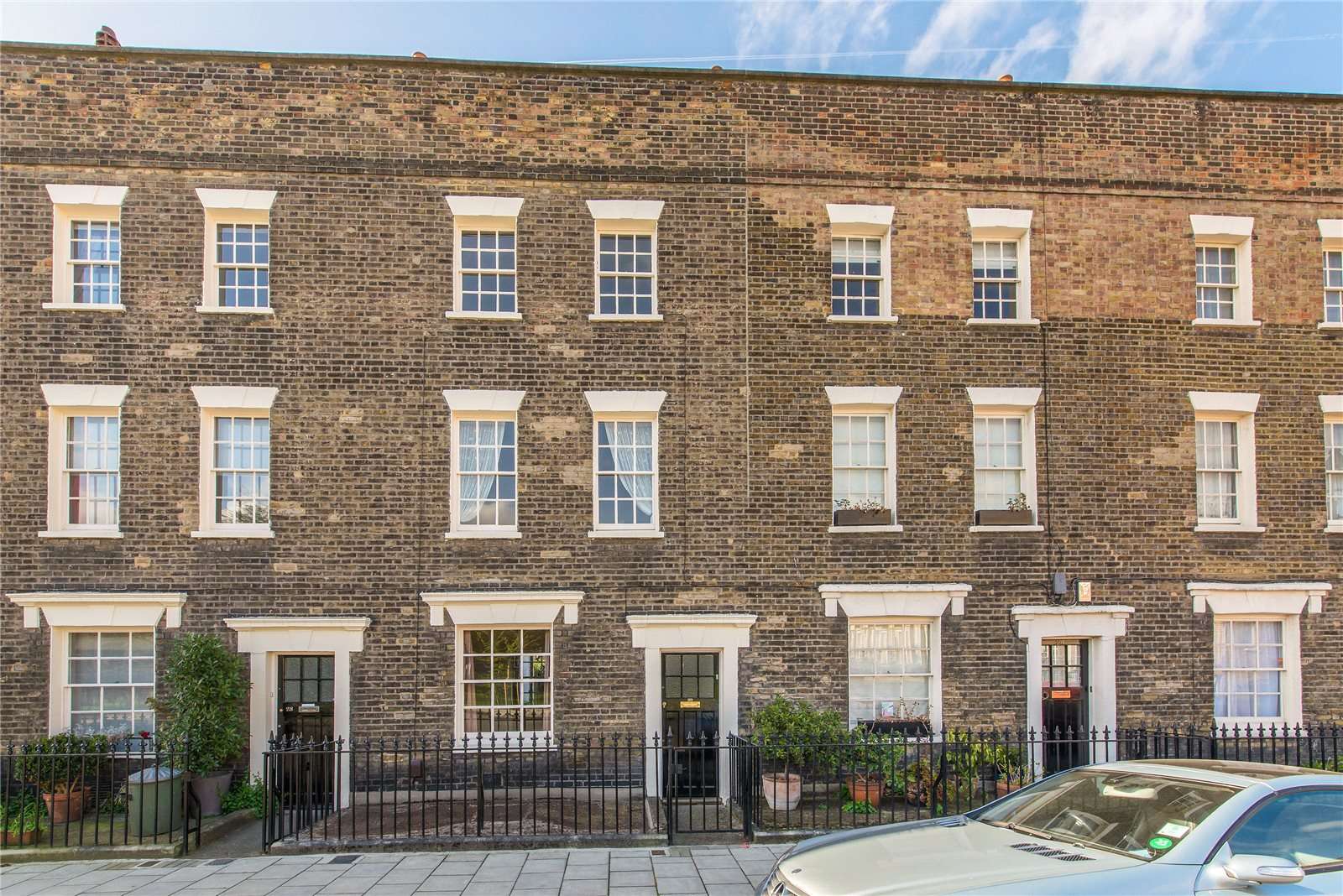 Walcot Square, Lambeth, London, SE11 4TZ | Property to rent | Savills
