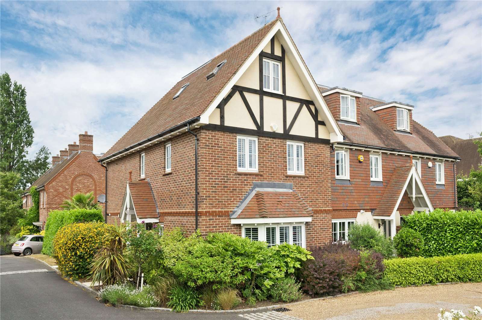 The Gallops, Esher, Surrey, KT10 8BN | Property for sale | Savills