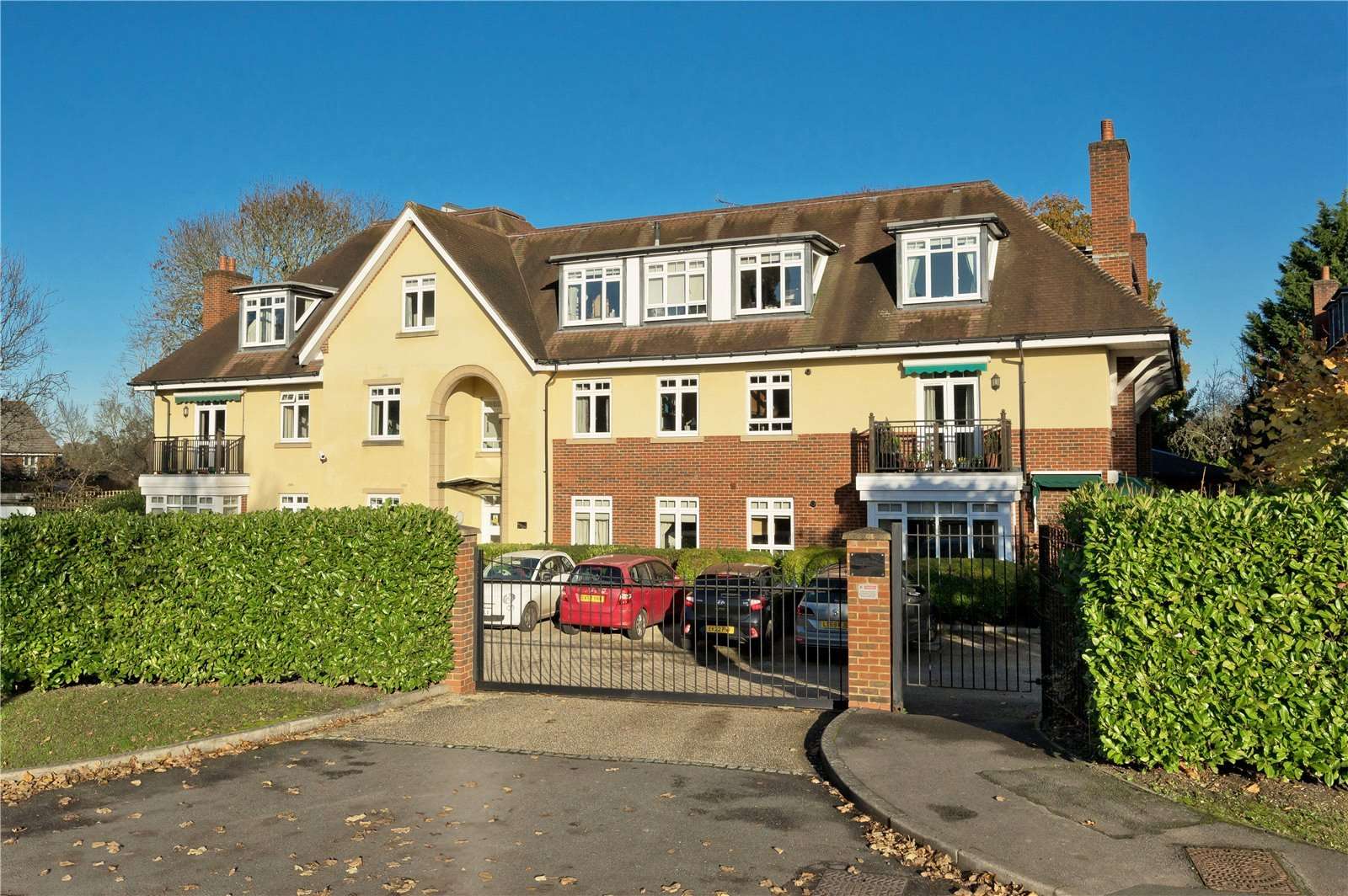 Leilighet til salgs i Hersham, Surrey, England | Savills