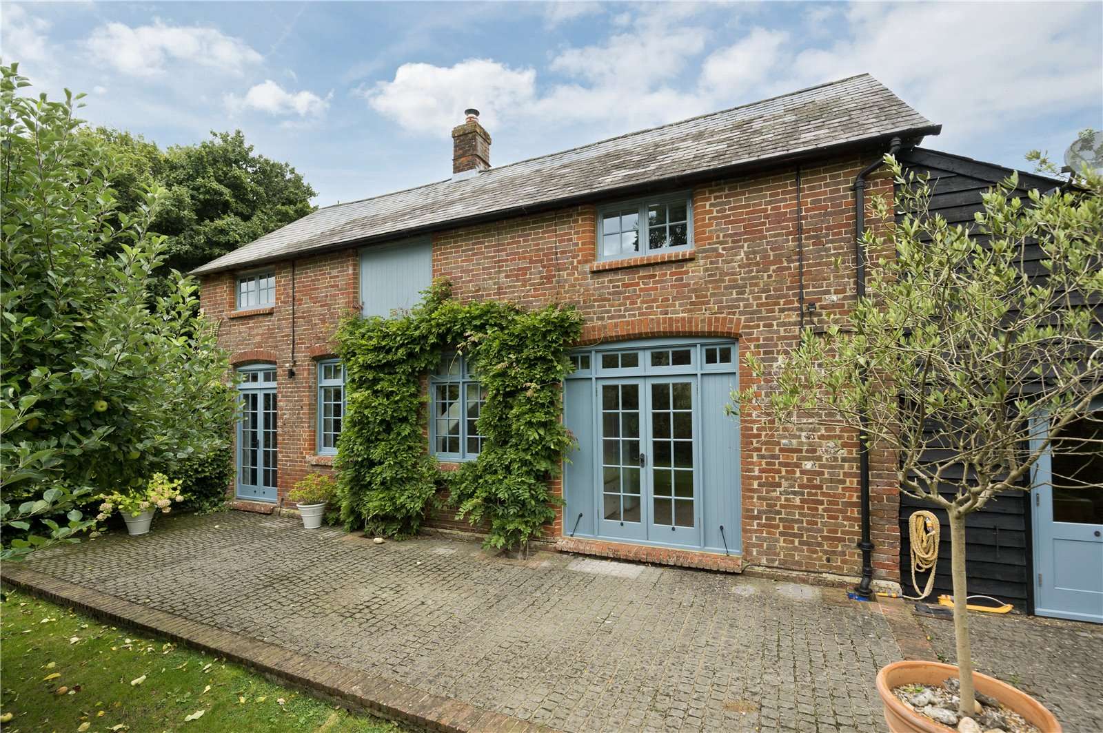 Holt End Lane, Bentworth, Alton, Hampshire, GU34 5JU | Property to rent ...