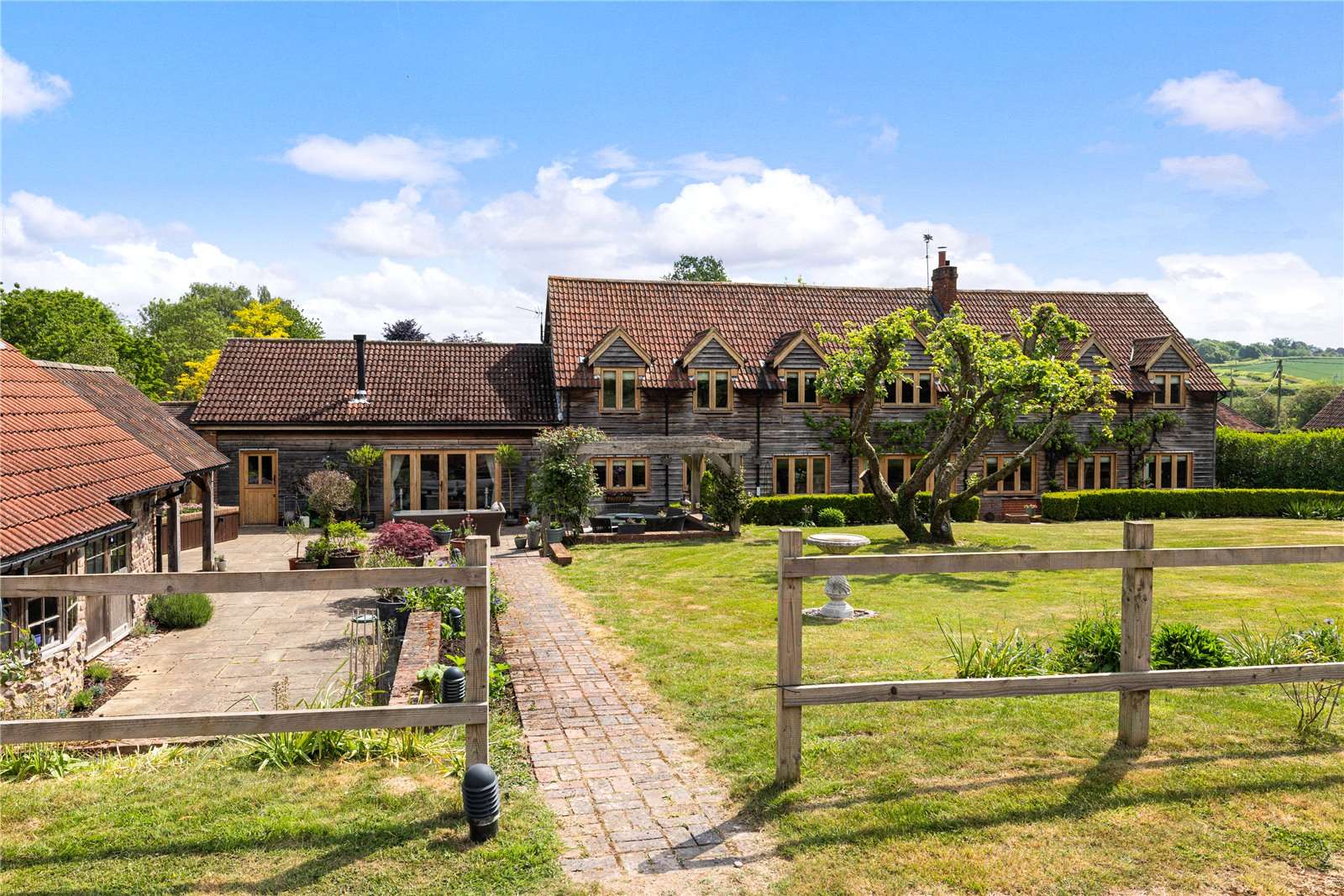 Tunworth Road, Mapledurwell, Basingstoke, Hampshire, RG25 2LU ...