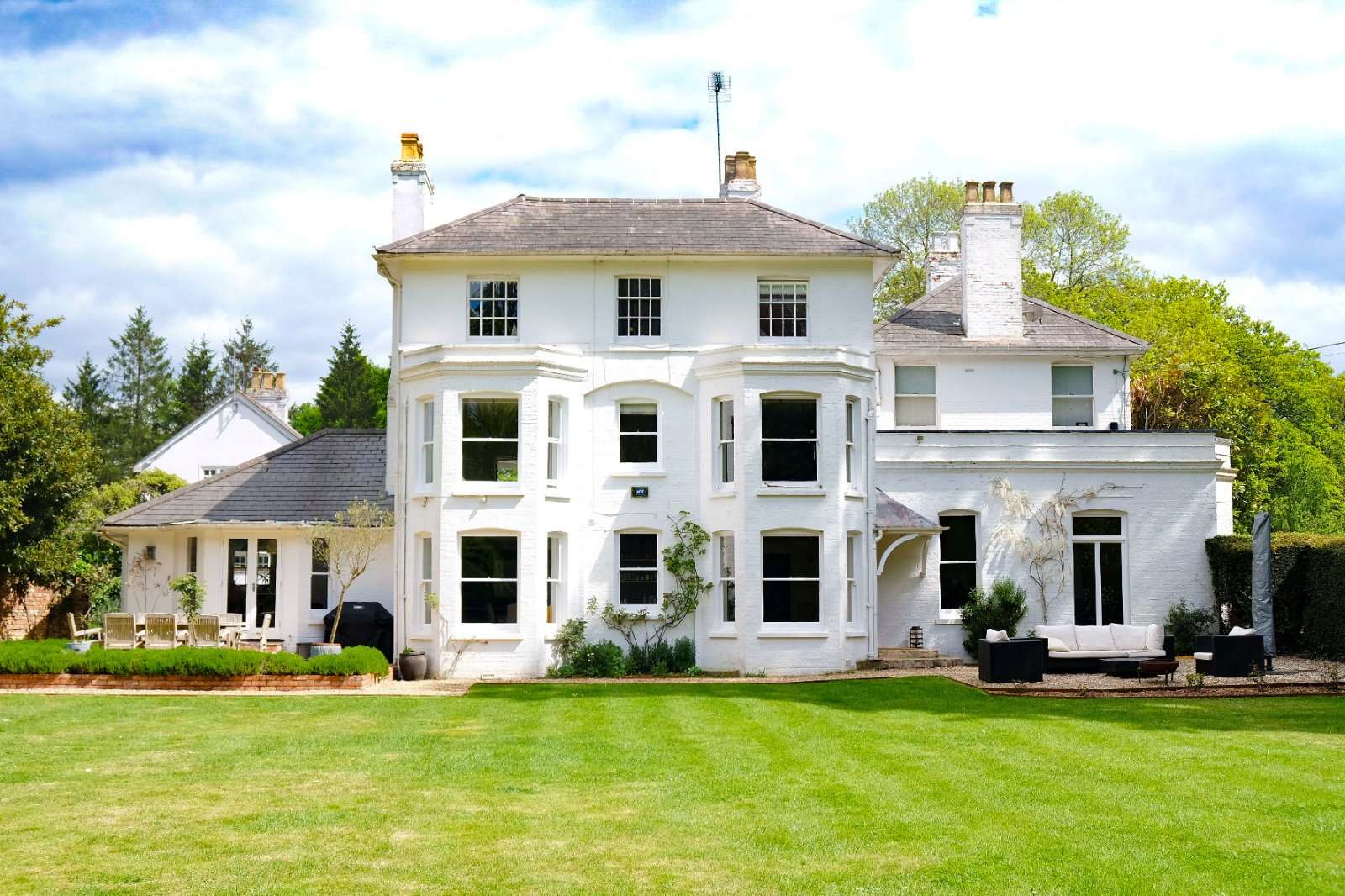 Pankridge Street, Crondall, Farnham, Hampshire, GU10 5RH | Property for sale | Savills