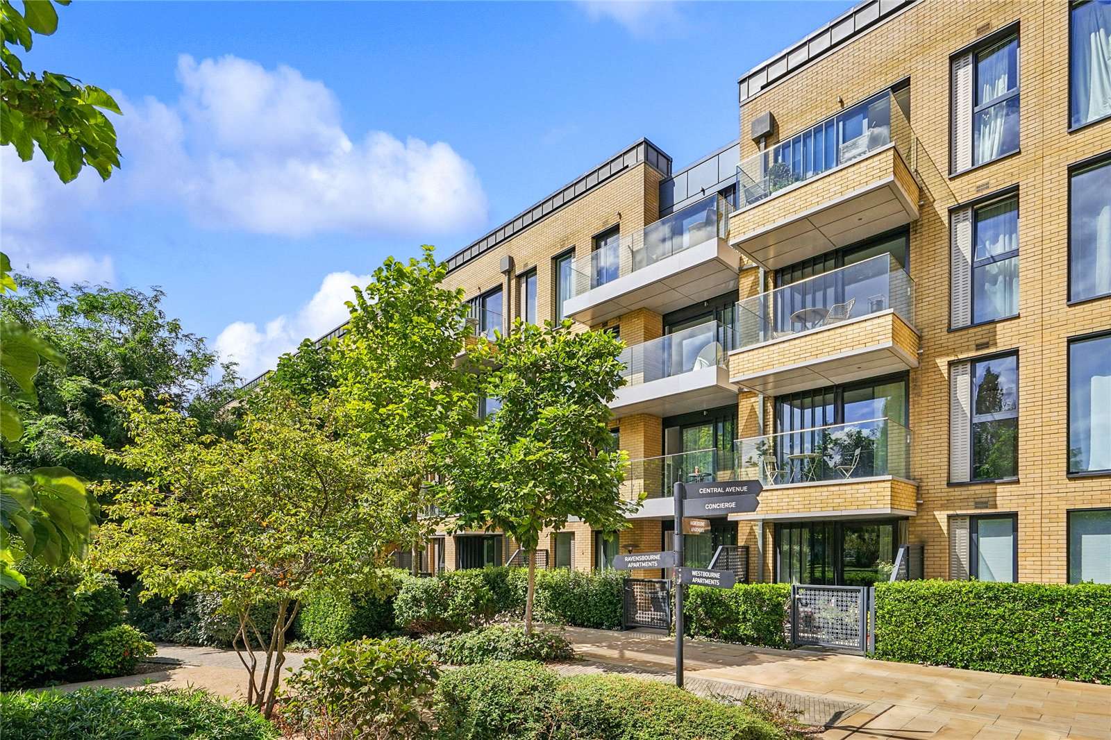 Ingrebourne Apartments, 5 Central Avenue, Fulham, London, SW6 2GG ...