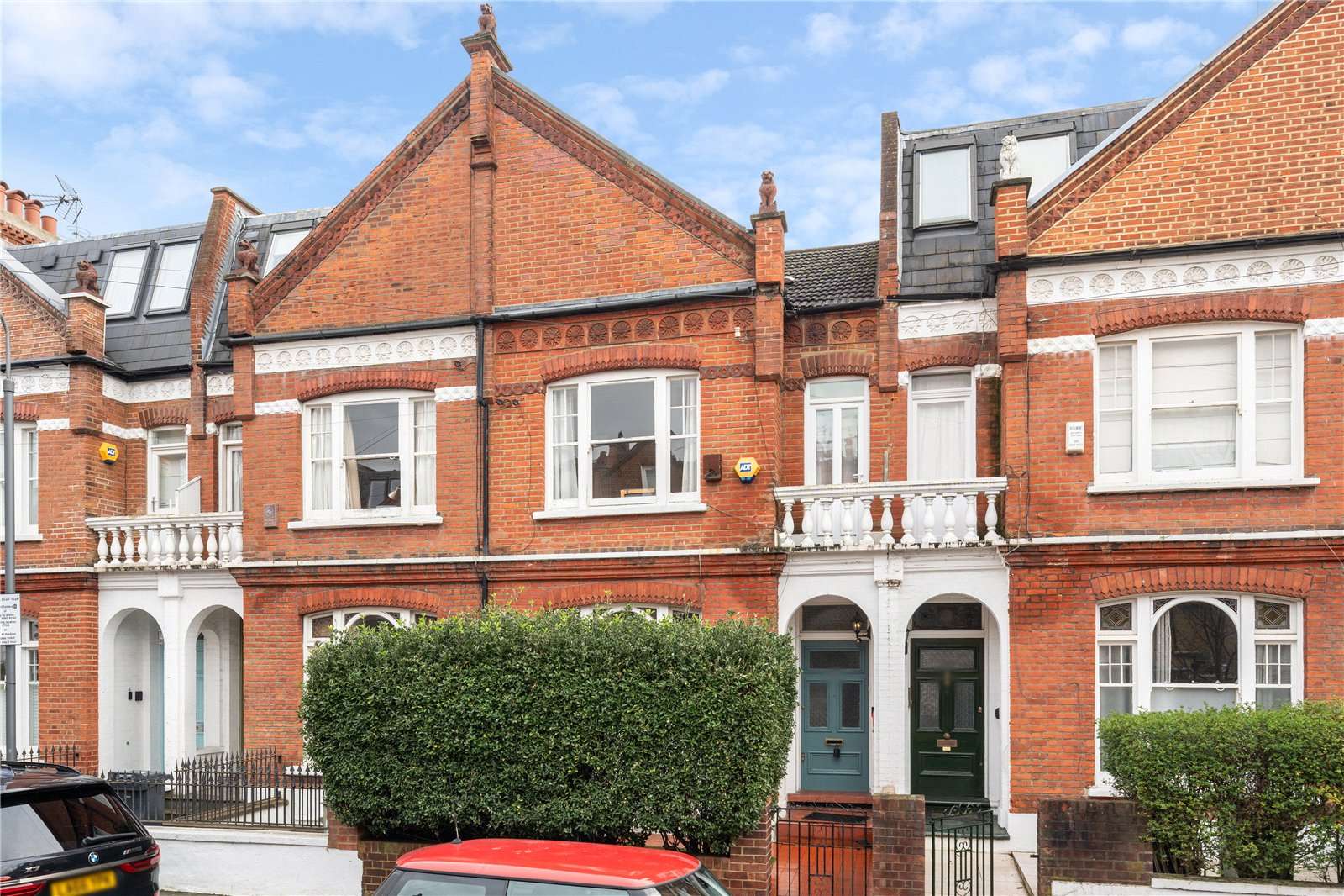 Bovingdon Road, London, SW6 2AP | Property for sale | Savills