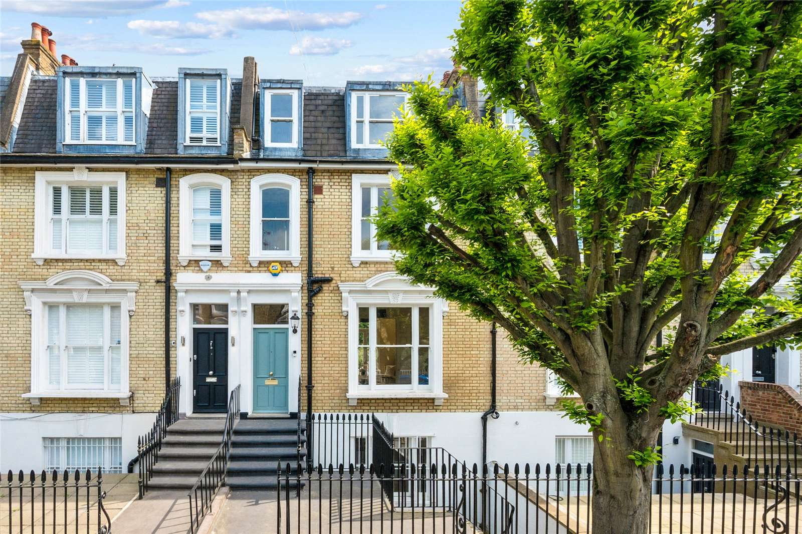 Four bedroom houses for sale in Fulham Broadway Underground, London ...