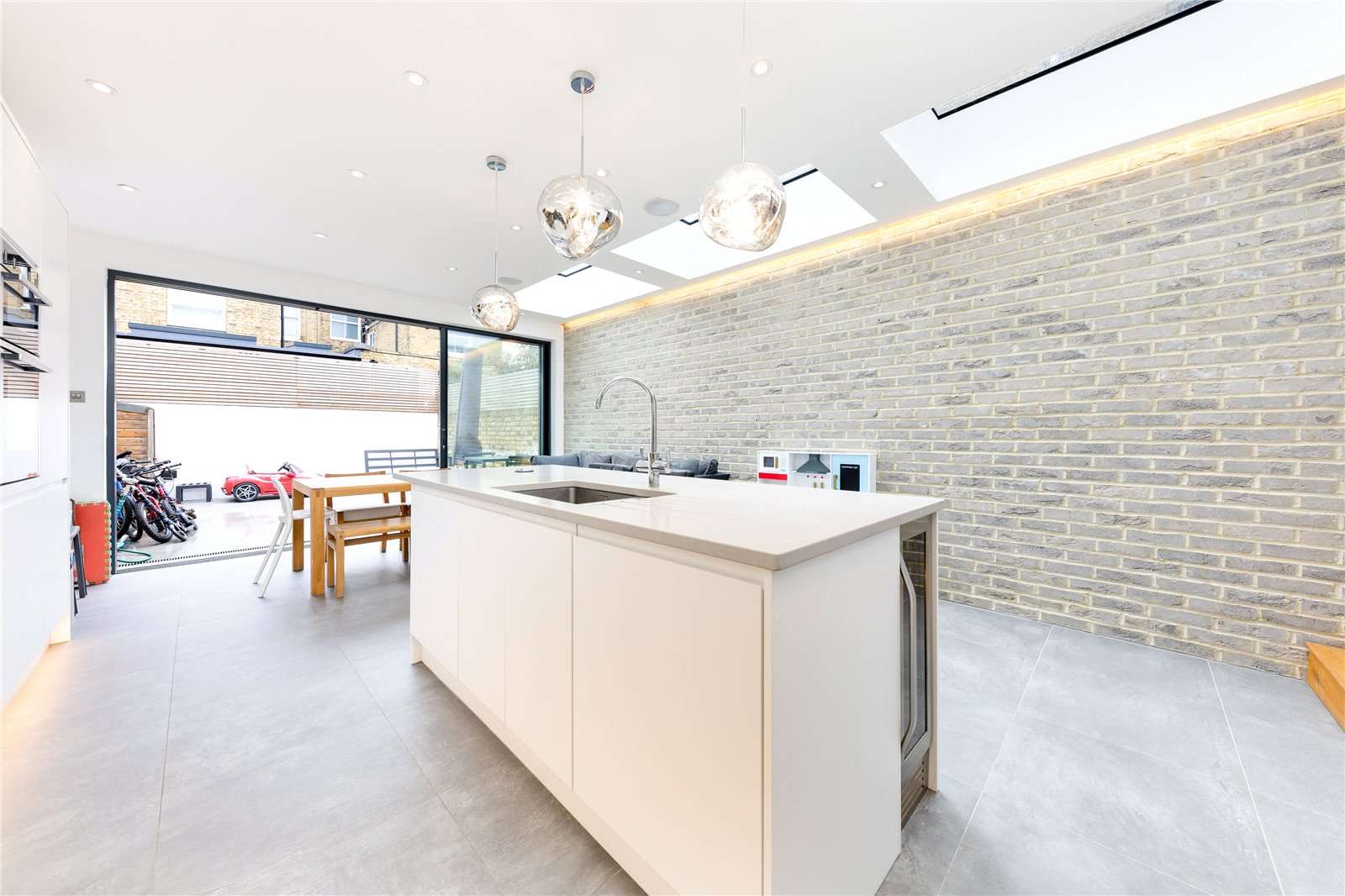 Houses for sale in Fulham, London | Savills