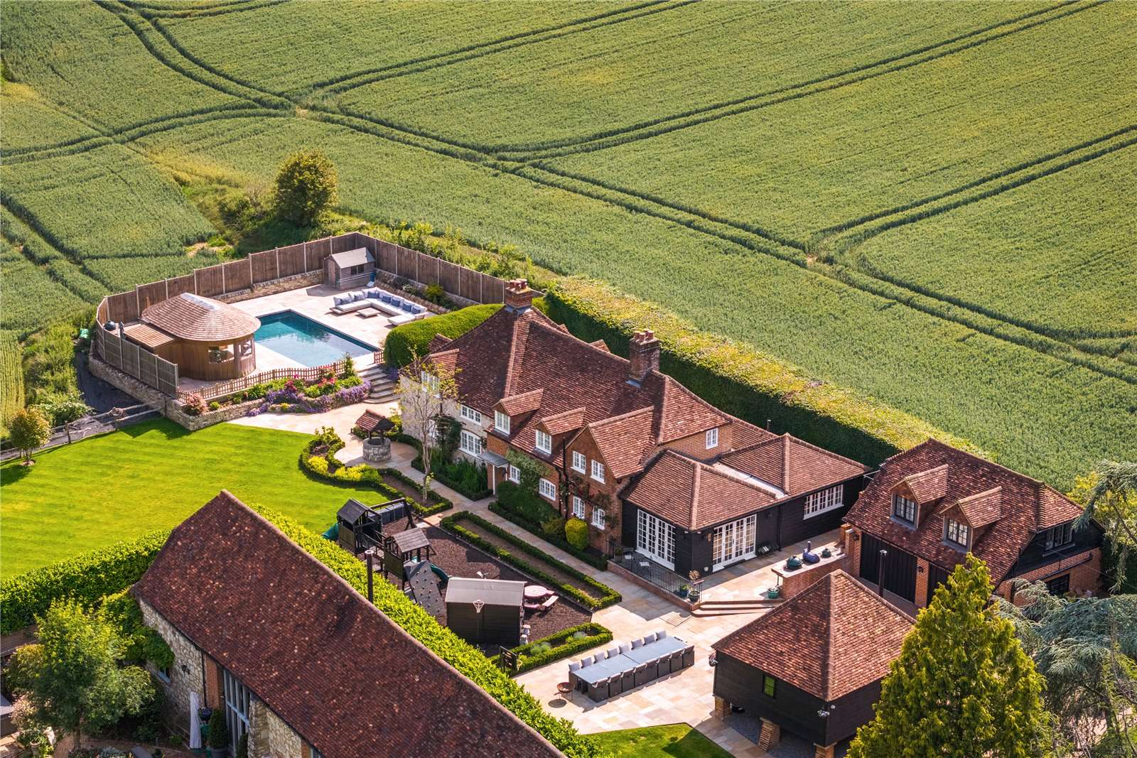 Harps Oak Lane, Merstham, Redhill, Surrey, RH1 3AN | Property for sale ...