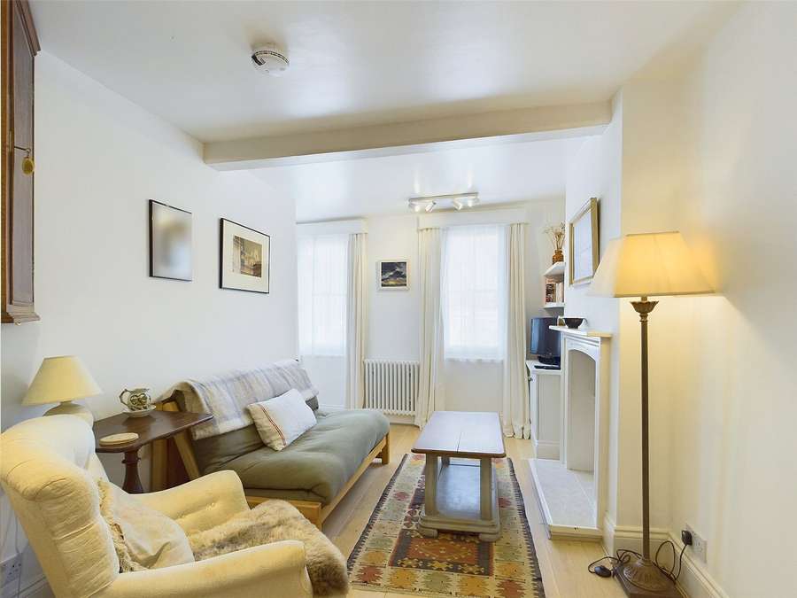 Flat 3, 5 Mill Street, St. Peter Port, GY1 1HG | Property for sale ...
