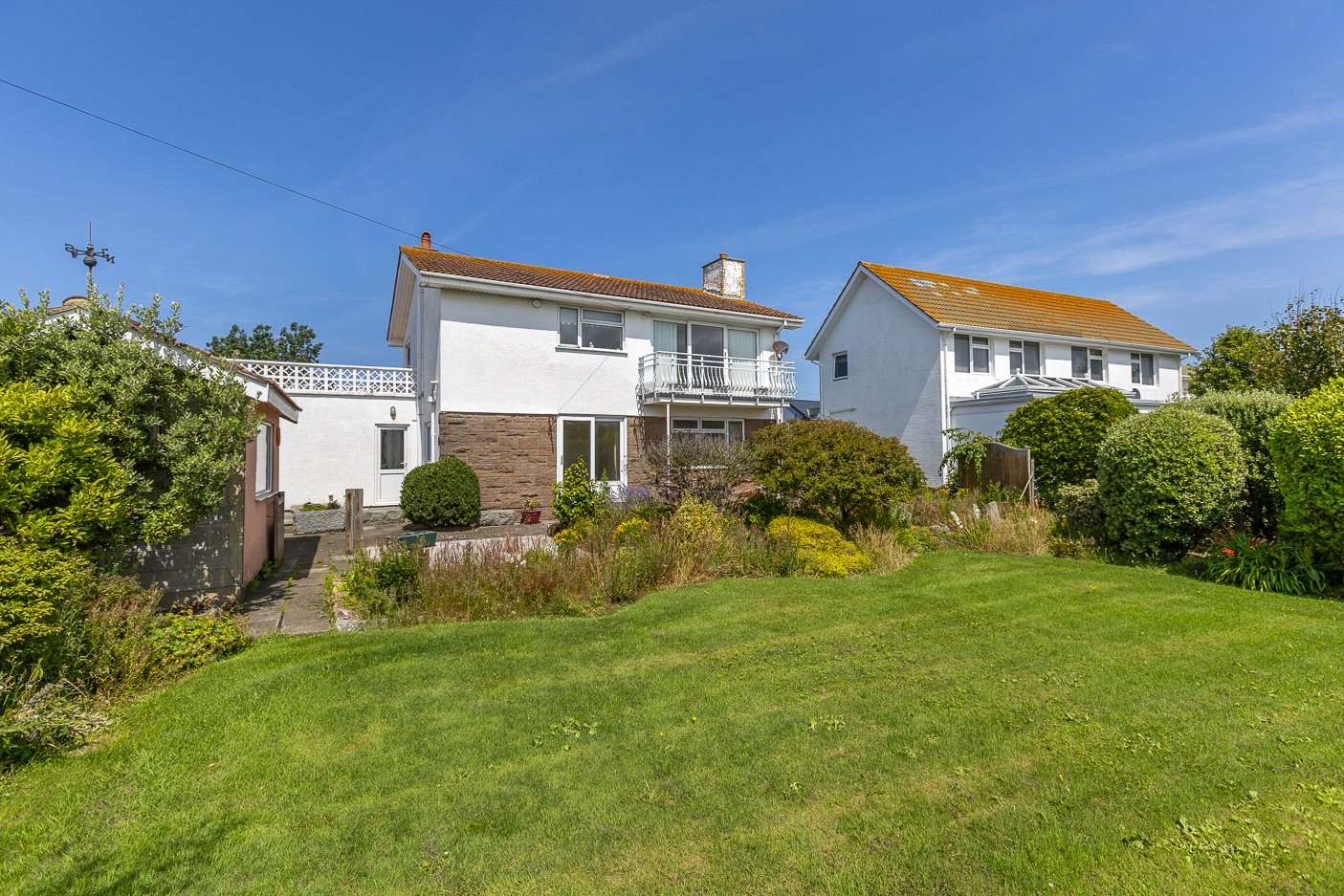 Aquarius, Rue Mahuat, St Saviour, GY7 9XE | Property for sale | Savills