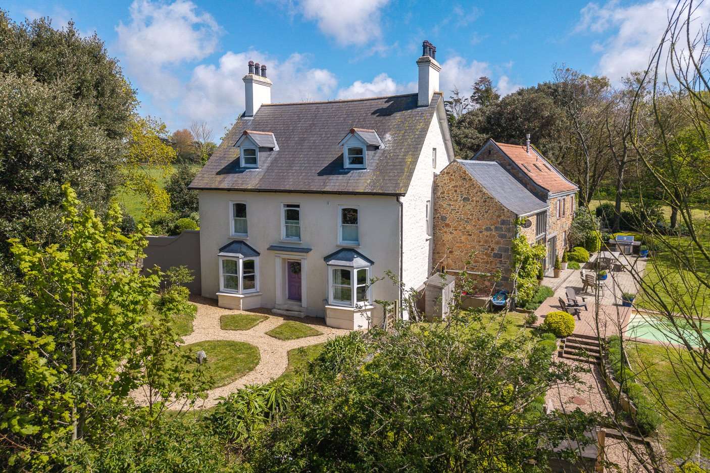 Silver Sixpence, Rue Du Hechet, Castel, GY5 7BS | Property for sale ...