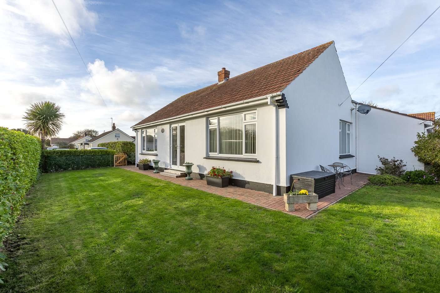 Le Pavot, Les Basses Capelles Road, St Sampson, GY2 4WD | Property for ...