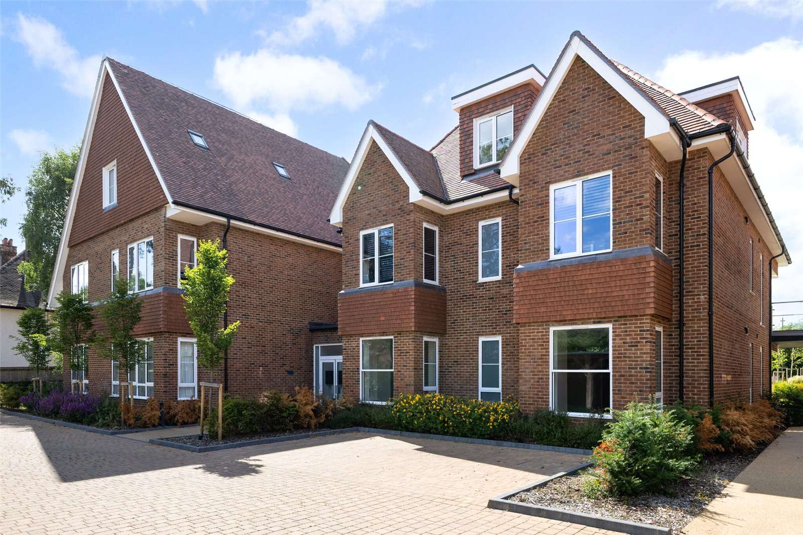 Winscombe Court, Kingswood, Tadworth, Surrey, KT20 6EP | New Homes ...
