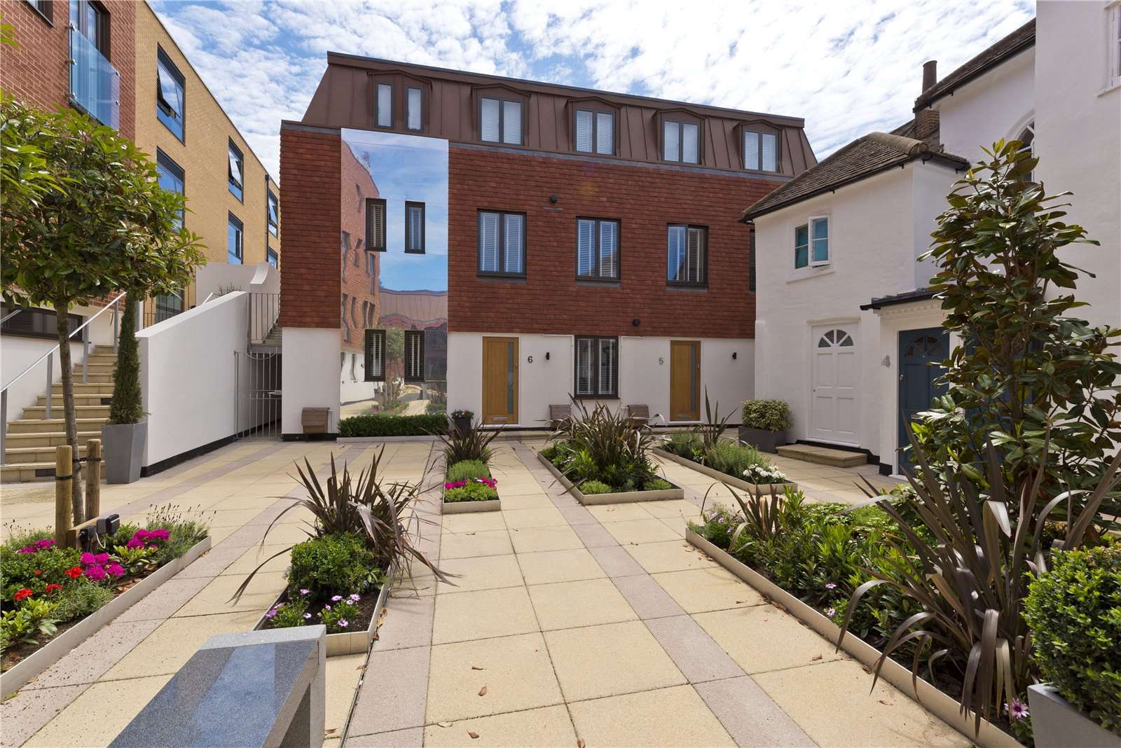 Scholars Court, 28-42 Chertsey Street, Guildford, Surrey, GU1 4BE ...