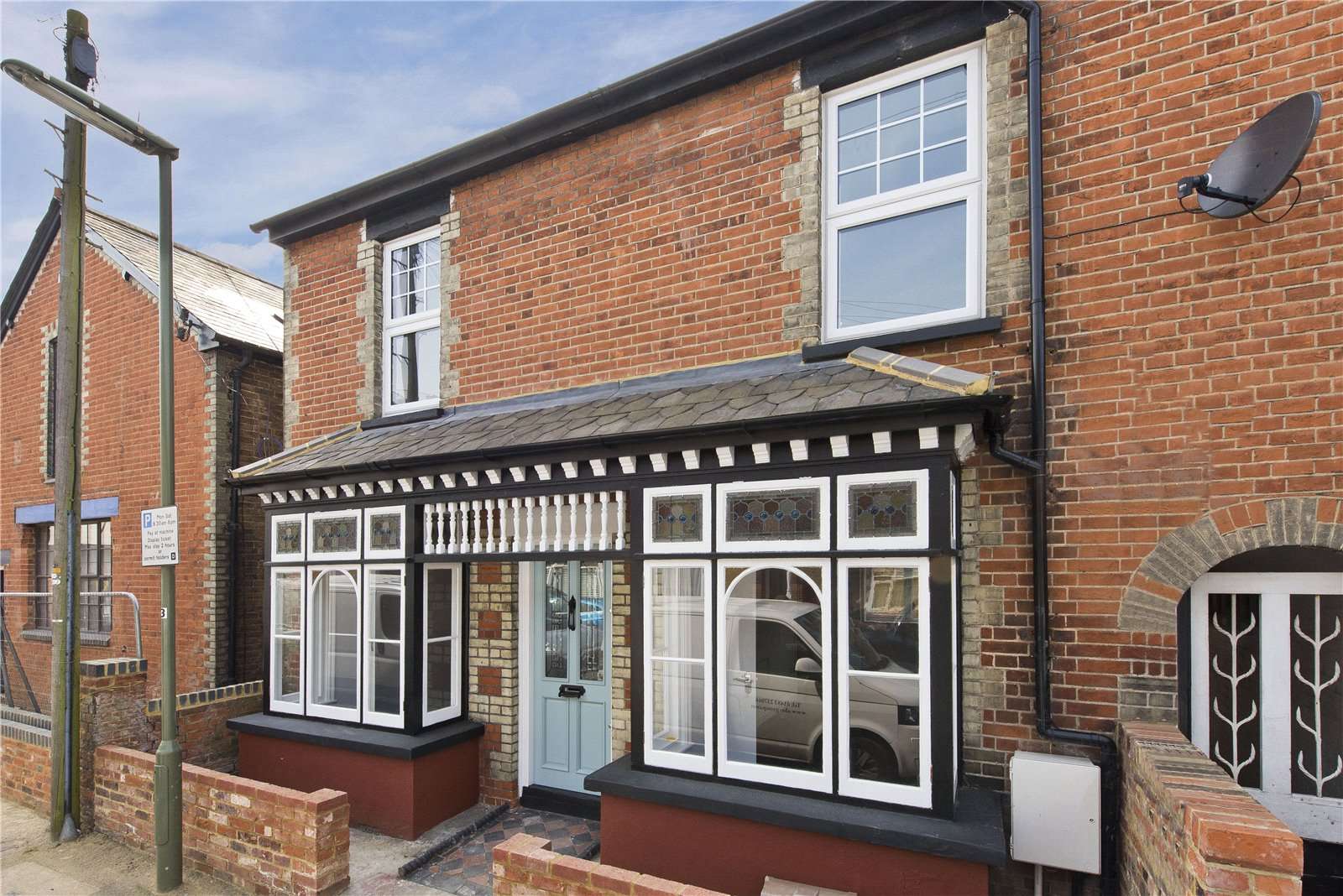 Property to rent in Longcross, Surrey | Savills