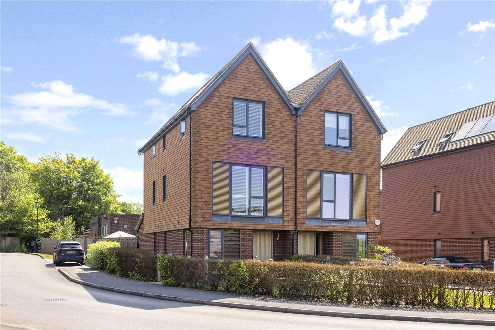 Sycamore Avenue, Godalming, Surrey, GU7 1TD | Property for sale | Savills