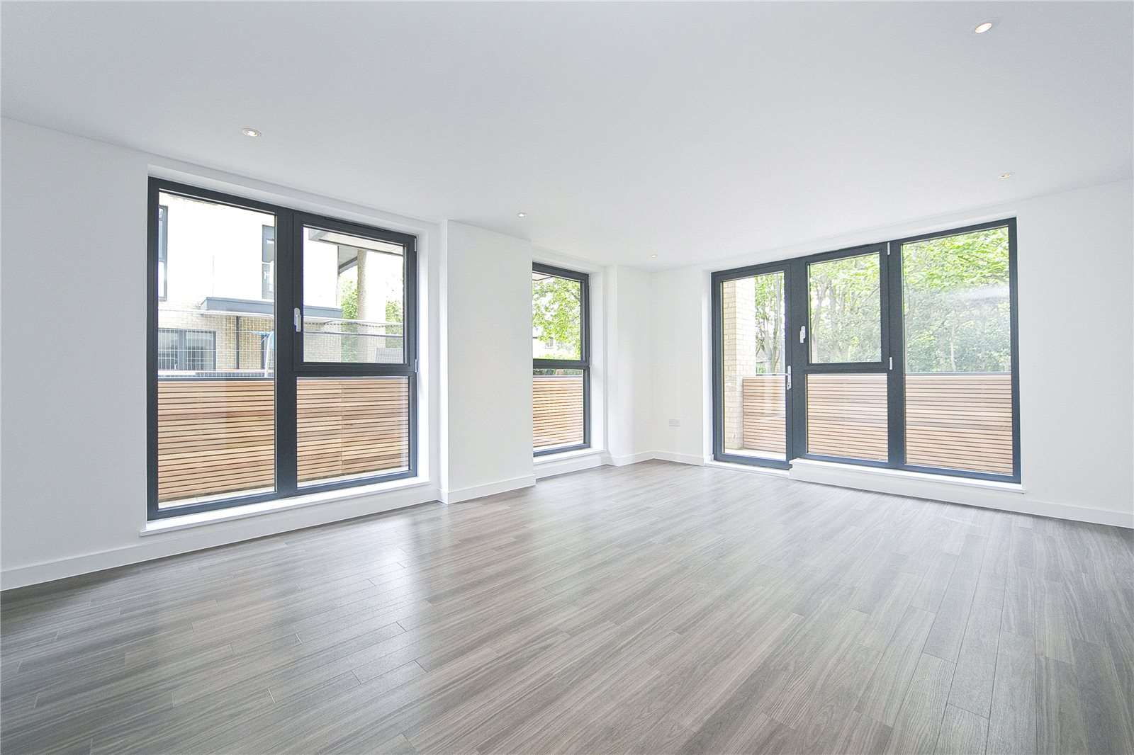 Goldsmiths Row, Hackney, London, E2 8GN | Property to rent | Savills