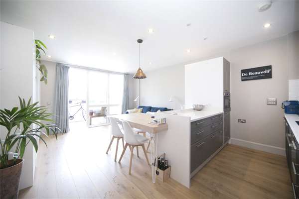 Property to rent in England | Savills