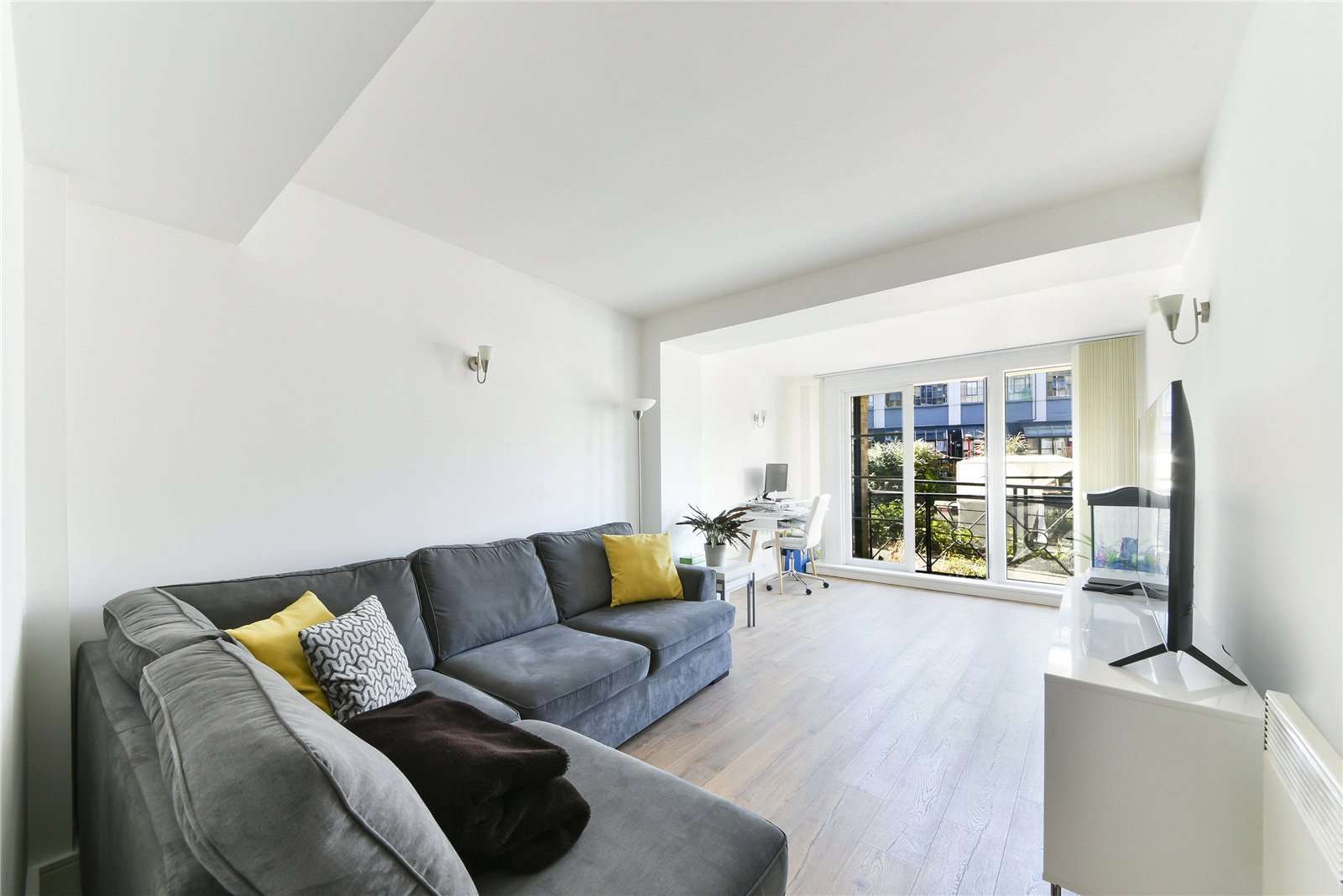 Baltic Place, London, N1 5AQ | Property to rent | Savills