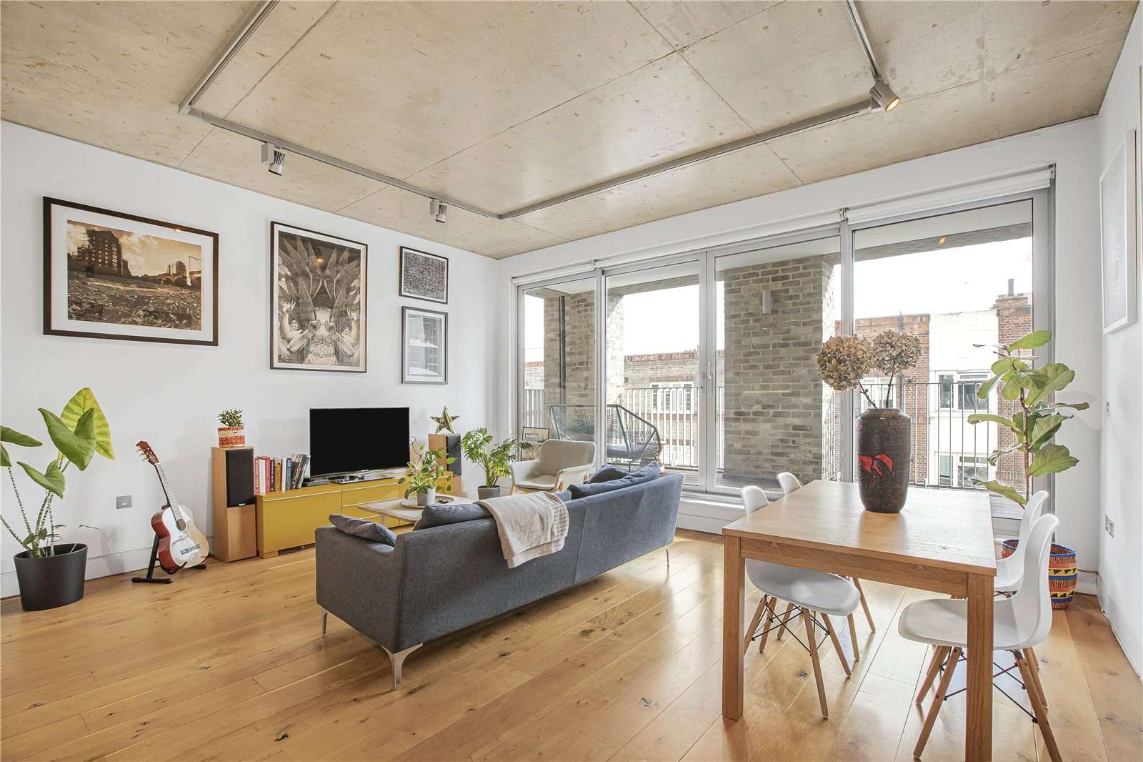 Whitmore Road, London, N1 5QG | Property to rent | Savills