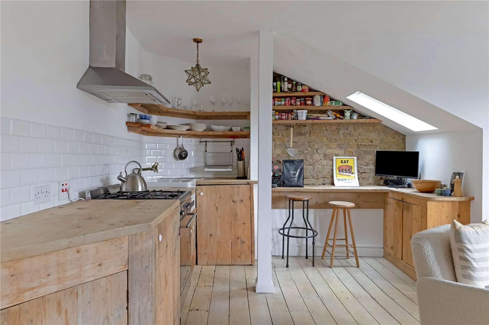 Amhurst Road, London, E8 2AW | Property for sale | Savills