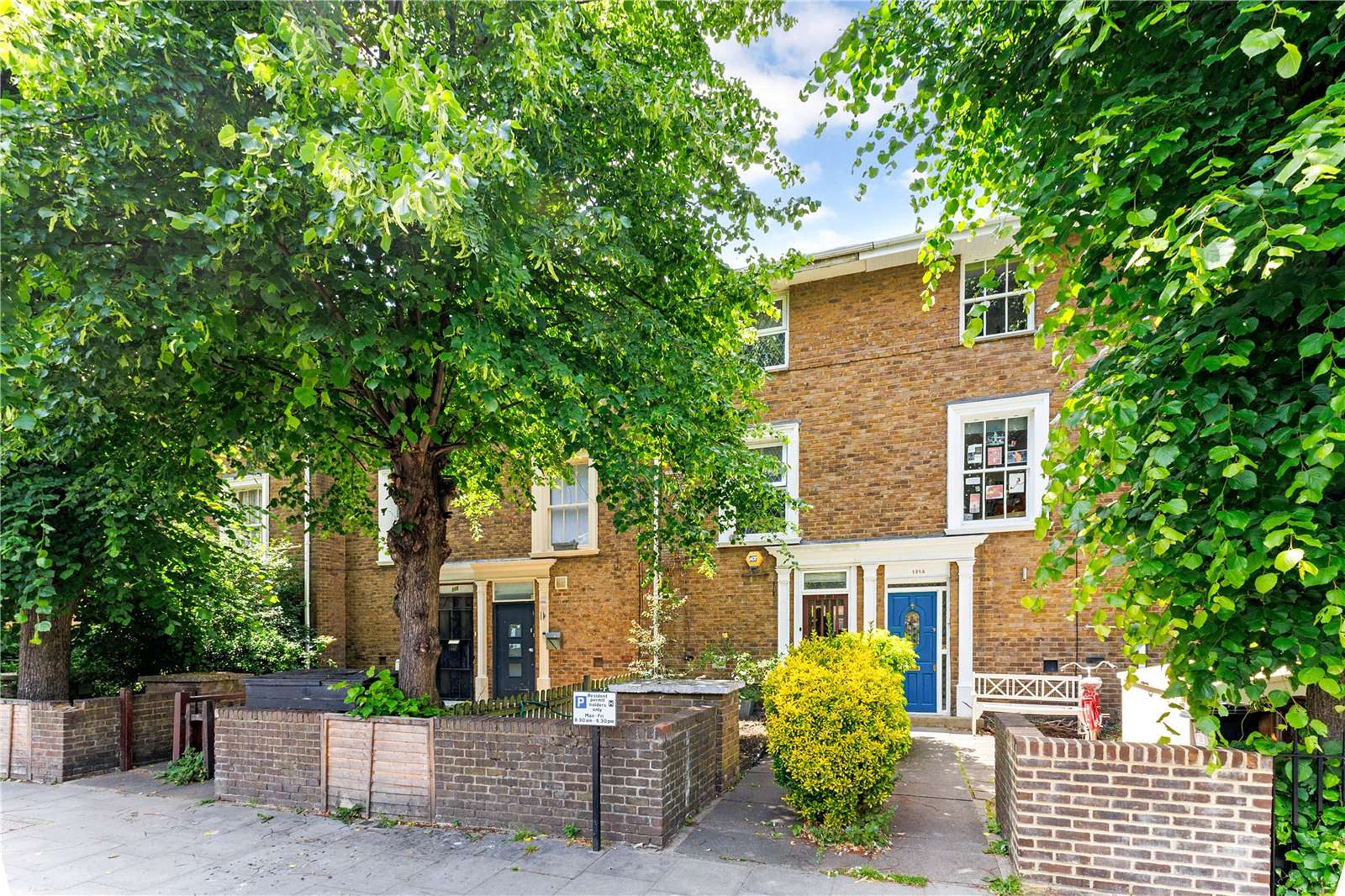 Houses for sale in Islington, London | Savills