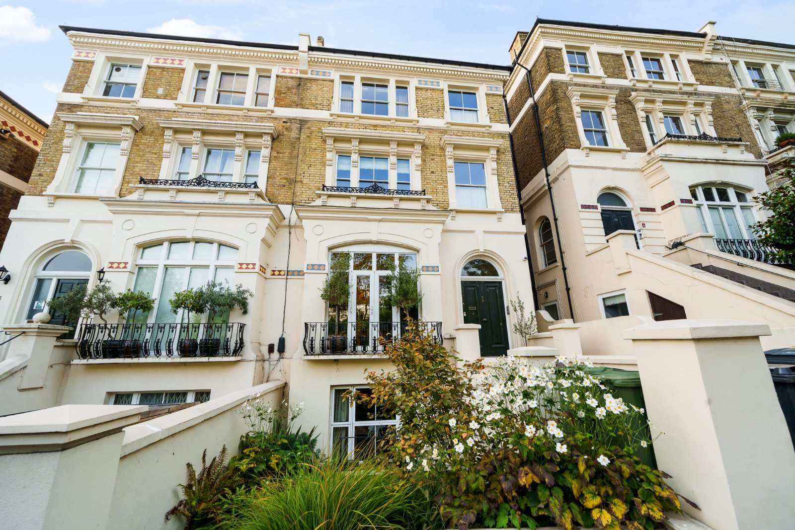 Highgate West Hill, London, N6 6NP | Property for sale | Savills