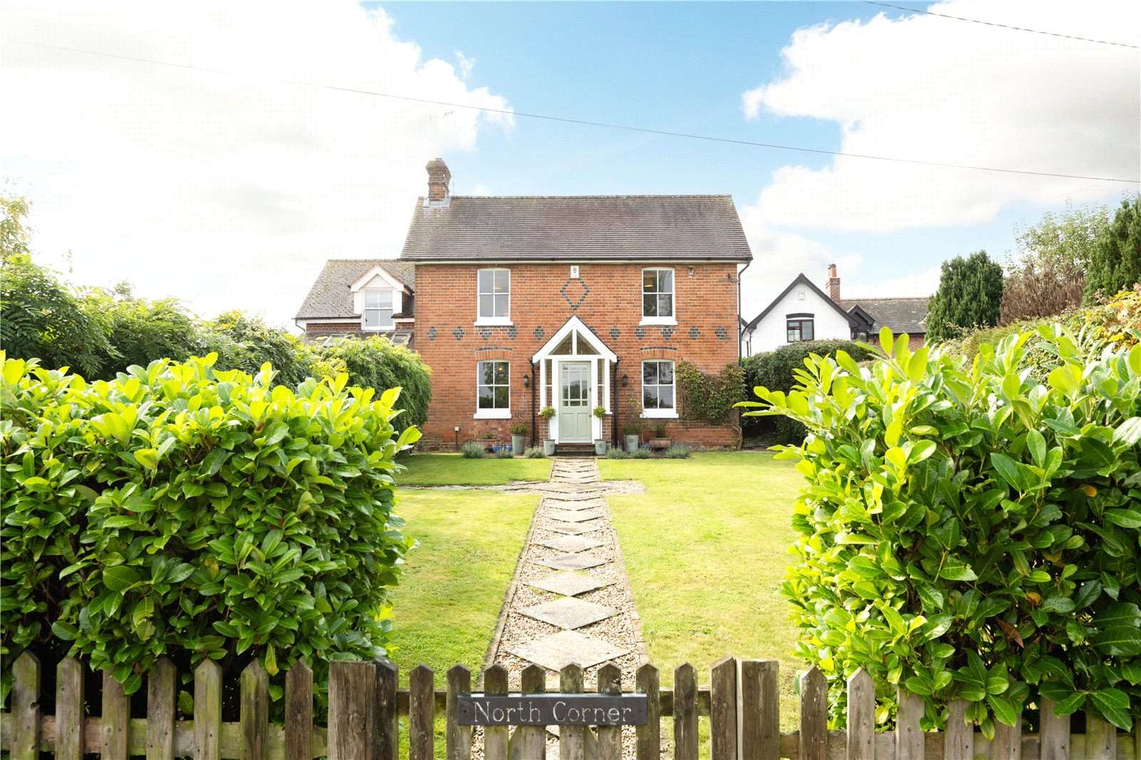 Property to rent in Broad Layings, Hampshire | Savills