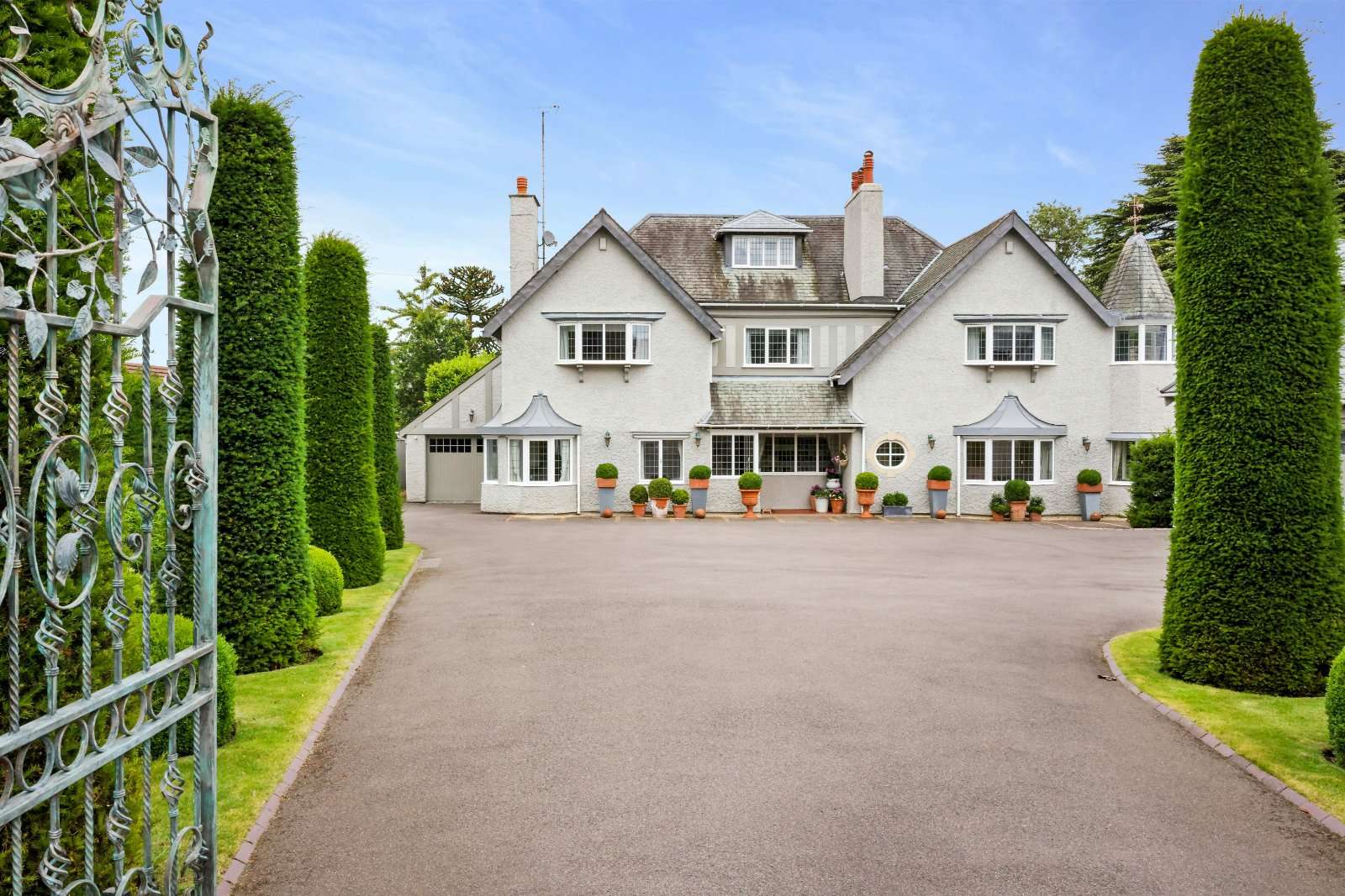 Sandy Lane Road, Charlton Kings, Cheltenham, Gloucestershire, GL53 9DA ...