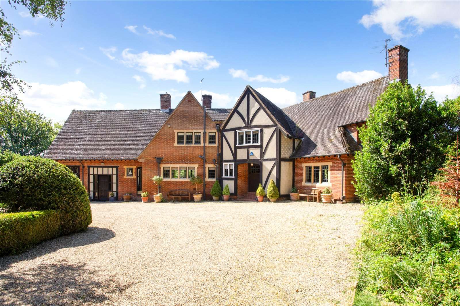 Houses for sale in Letchworth, Hertfordshire | Savills