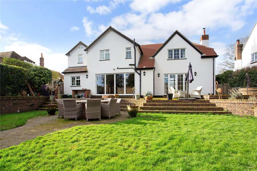 Rabley Heath Road, Rabley Heath, Welwyn, Hertfordshire, AL6 9UA ...