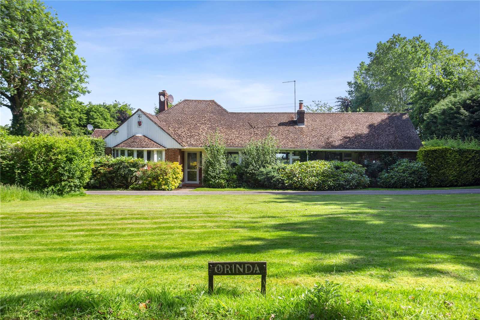 Holly Lane, Harpenden, Hertfordshire, AL5 5DY | Harta untuk dijual ...