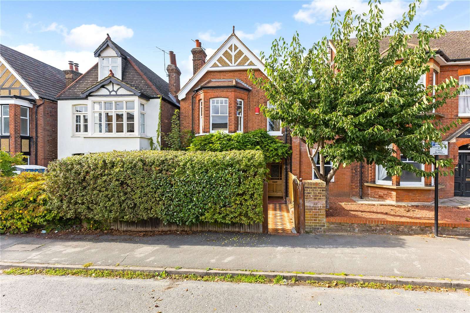 Rumah untuk dijual di Wormley West End, Hertfordshire, England | Savills