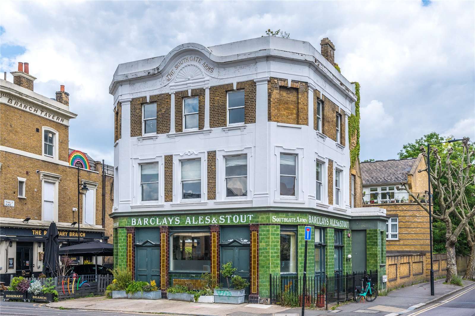 Southgate Road, Islington, London, N1 3JP | Property for sale | Savills