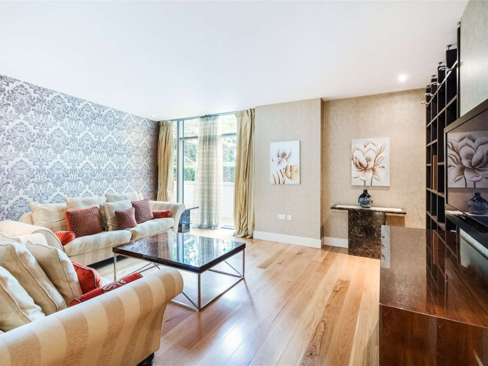 Knightsbridge, London, SW7 1RH | New Homes & New Builds to rent | Savills
