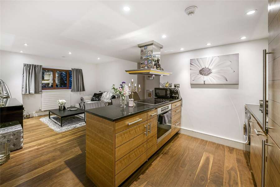 Lancelot Place, London, SW7 1DR | Property to rent | Savills