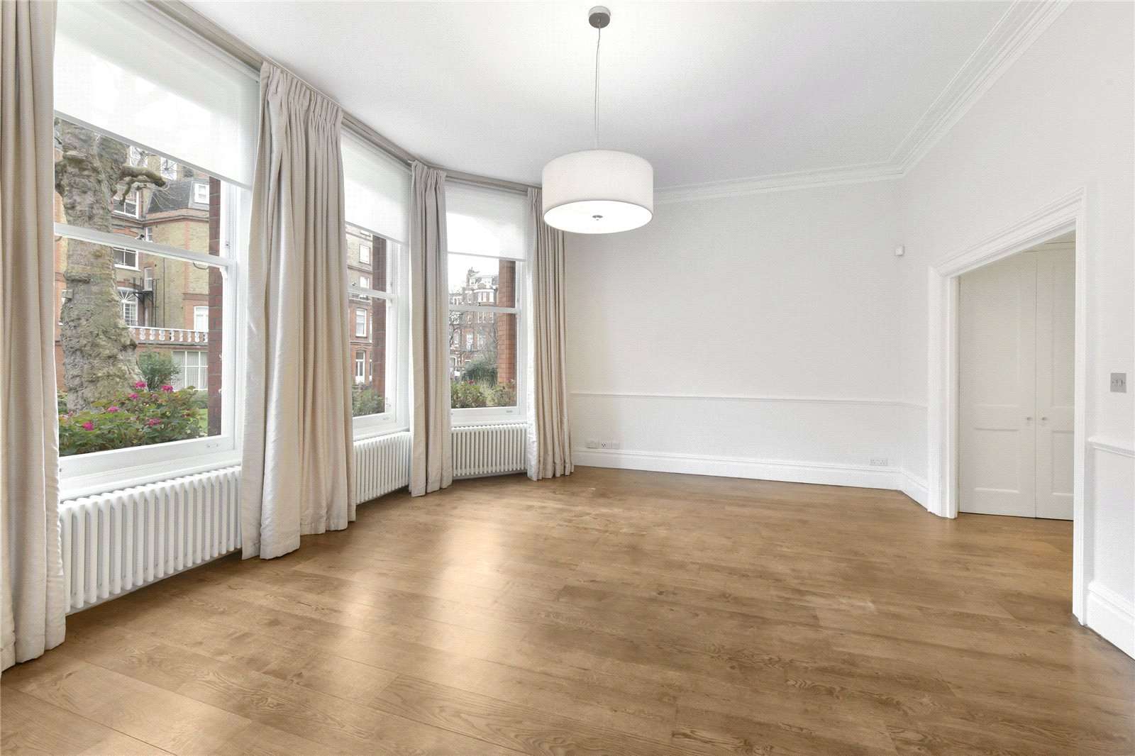 Egerton Gardens, London, SW3 2DB | Property to rent | Savills